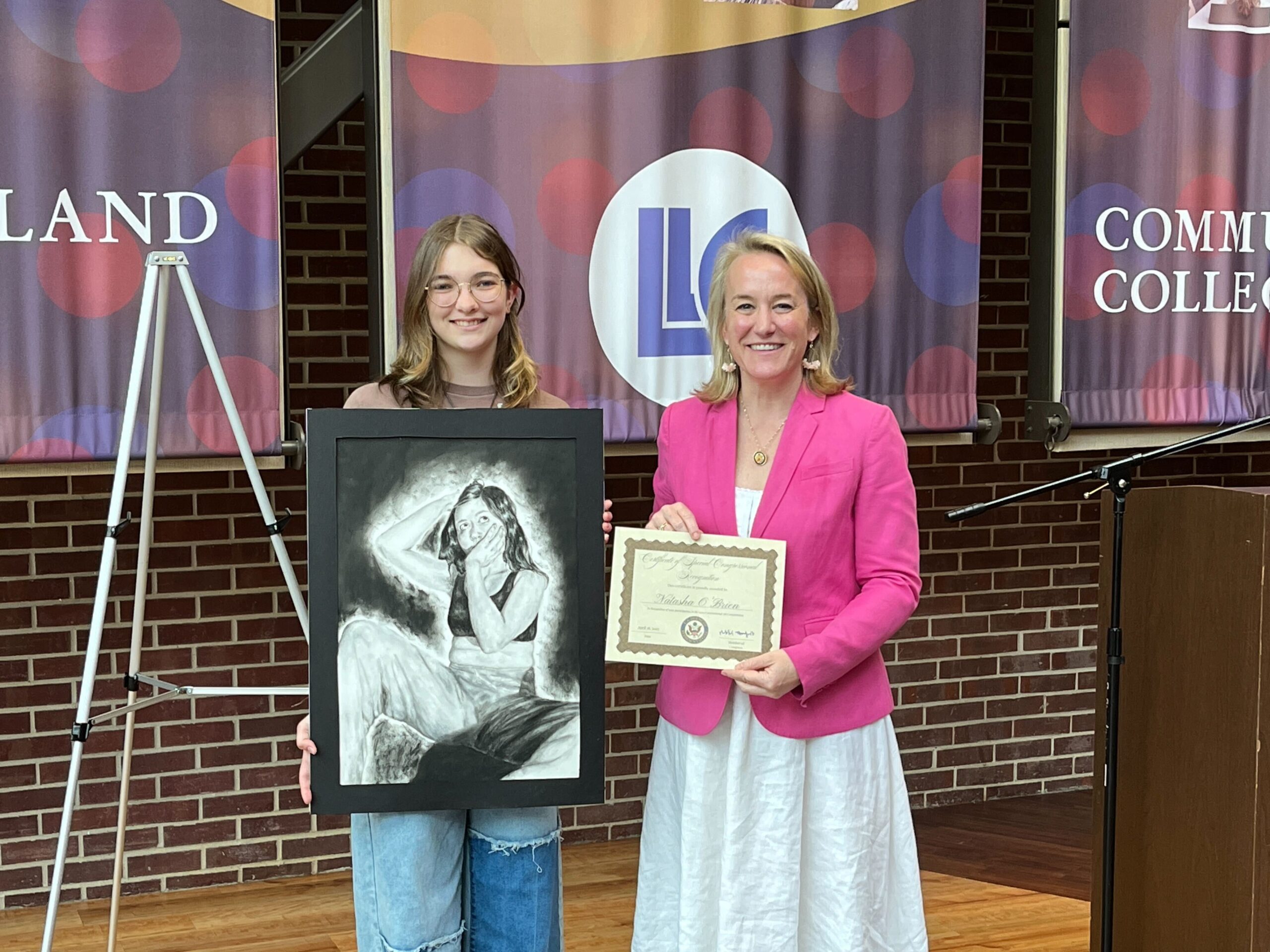 Budzinski Announces Winners of 2025 Congressional Art Competition