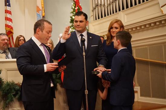 Gottheimer Swears in Dumont Mayor