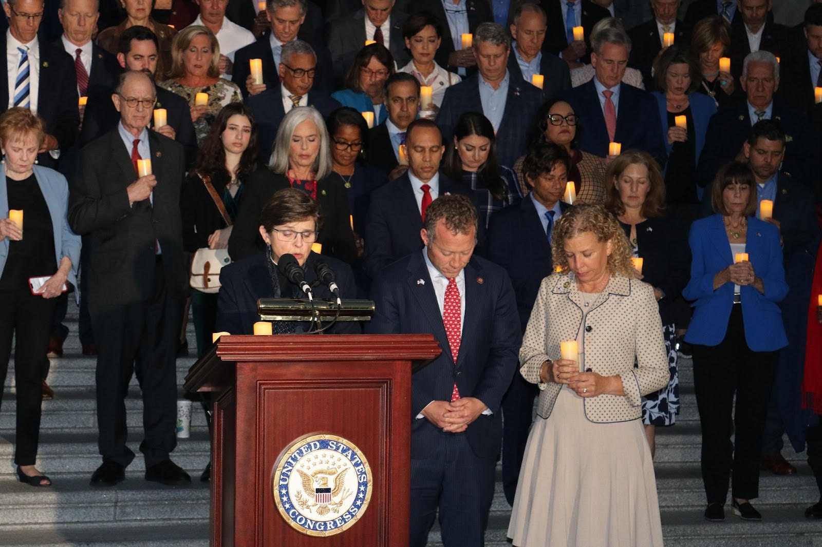 RELEASE: Gottheimer, Wasserman Schultz, Leader Jeffries Lead Bipartisan ...