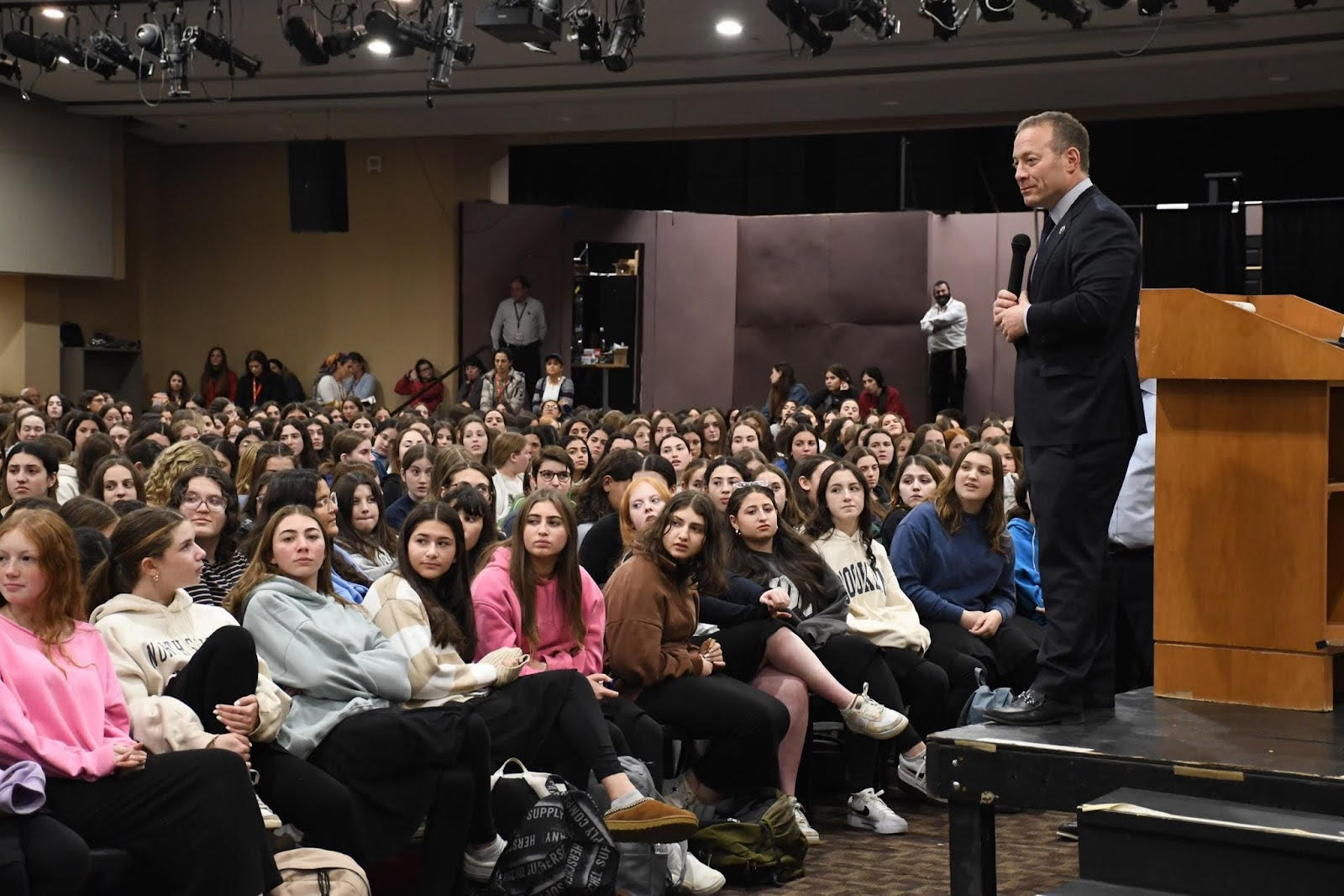 PHOTO RELEASE: Ahead of Thanksgiving, Gottheimer and 1,000+ NJ Students ...