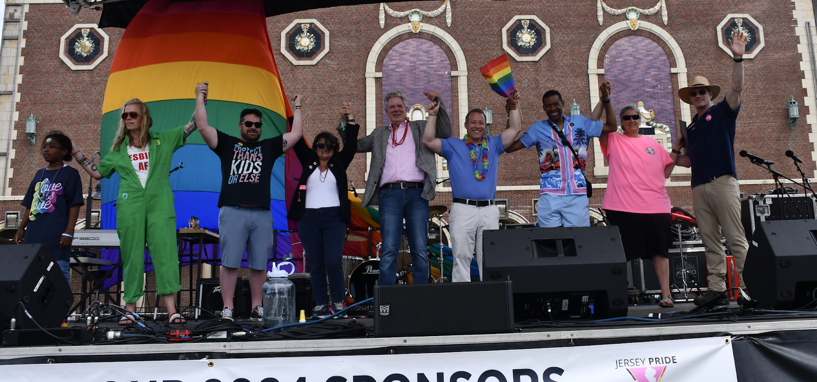 PHOTO RELEASE: Gottheimer Celebrates Jersey LGBTQ+ Community at Jersey ...