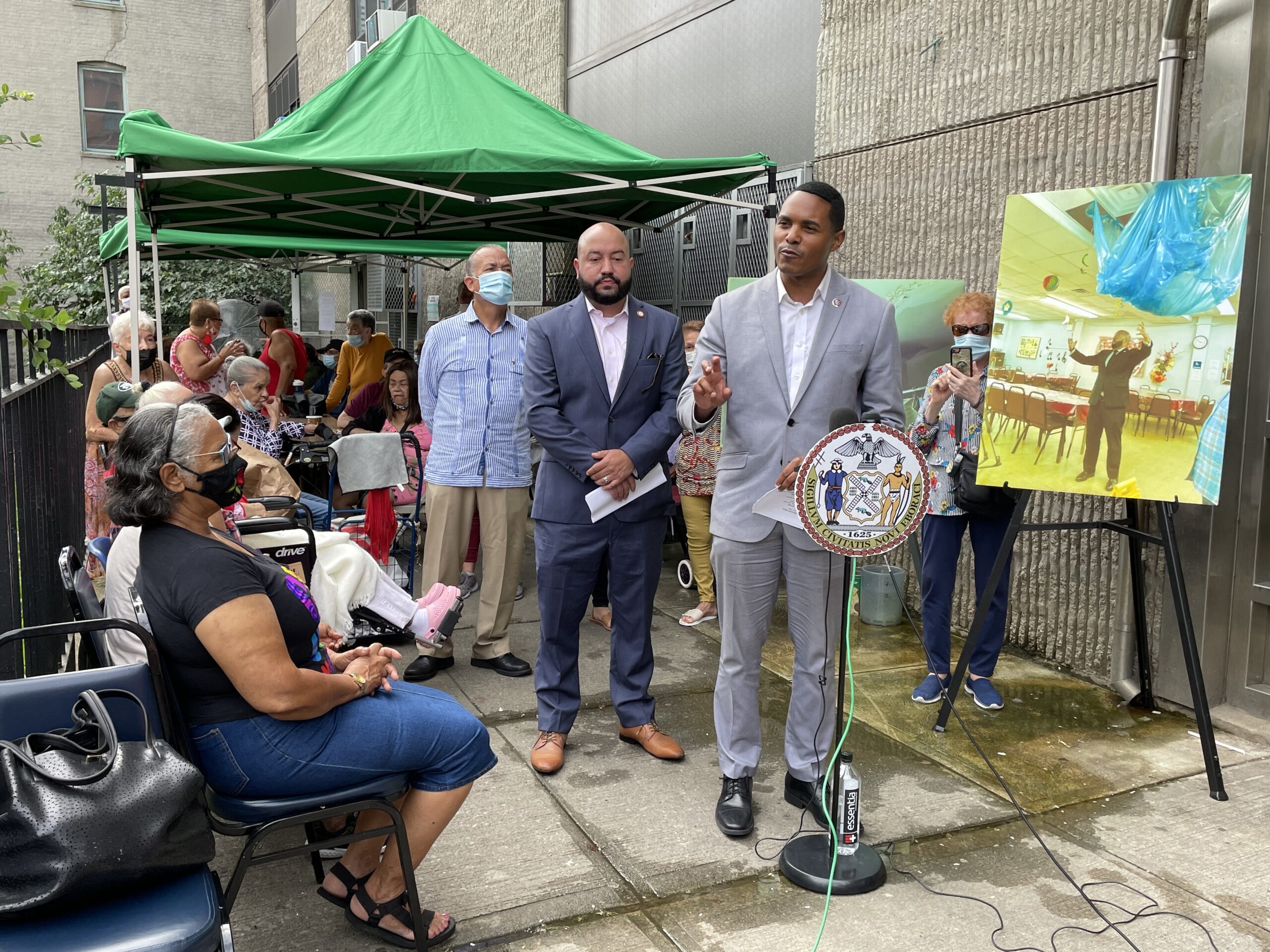 Lawmakers demand immediate repairs for Bronx NYCHA senior center Lawmakers demand immediate repairs for Bronx NYCHA senior center